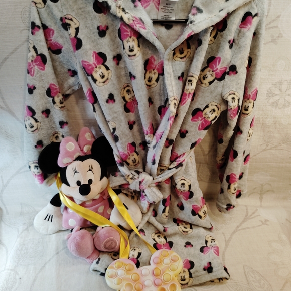 Disney | Pajamas | Disney Minnie Mouse Gray And Pink Kids Pajamas ...
